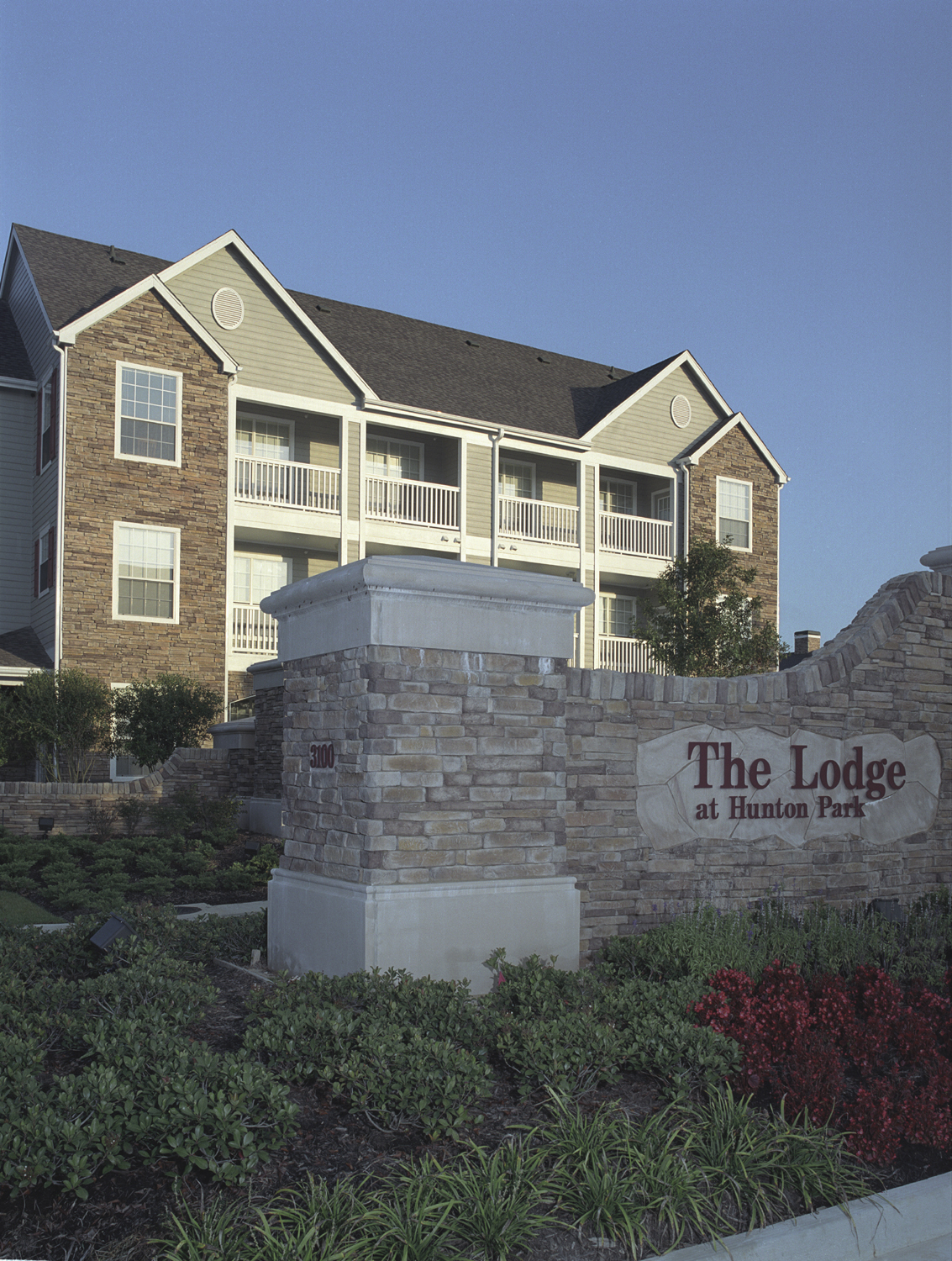 The Lodge at Hunton Park - Hanover Company